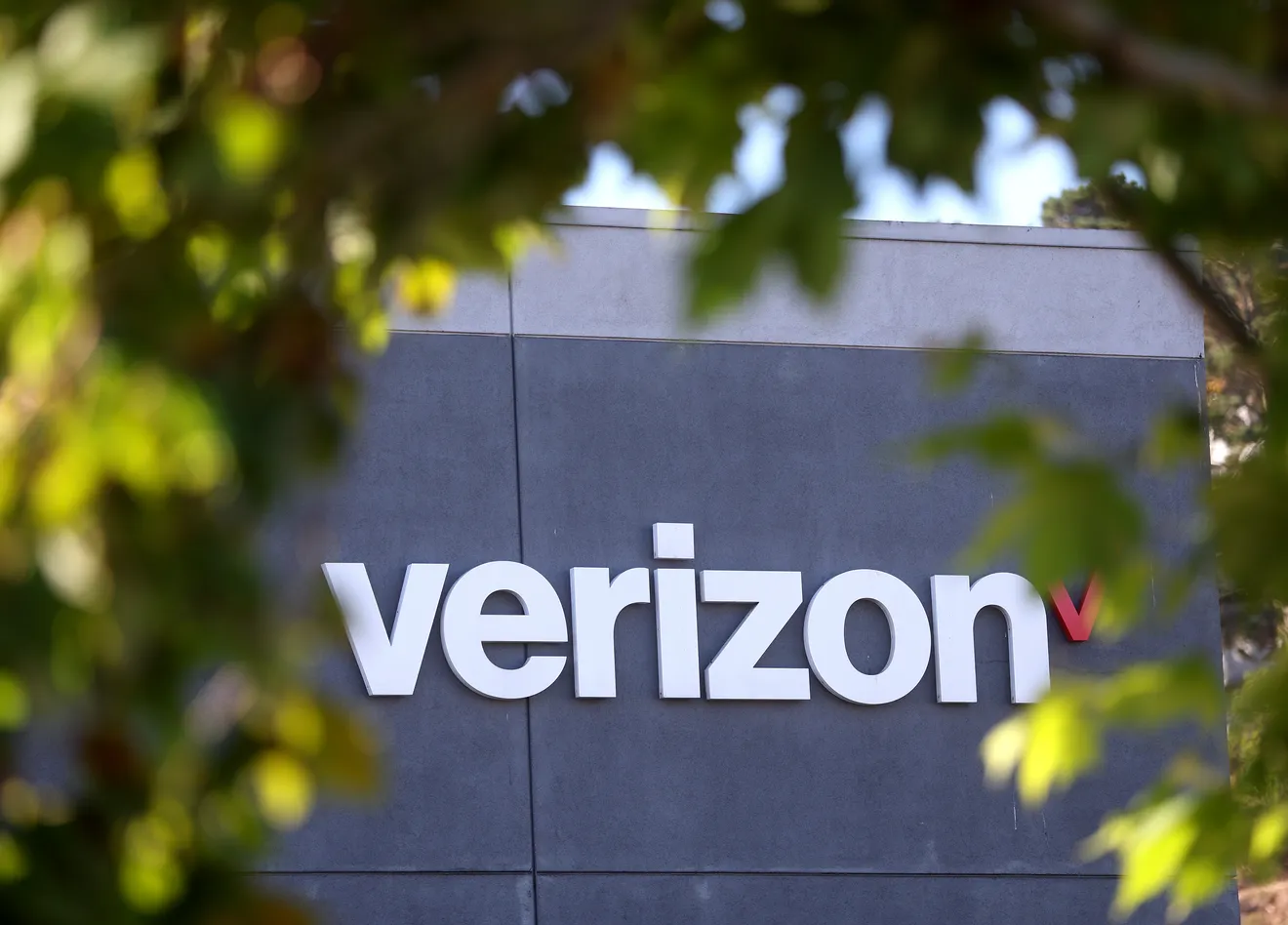 Verizon Outage Alert: Impact on Services Today, Oct. 9 - New York TaxCon
